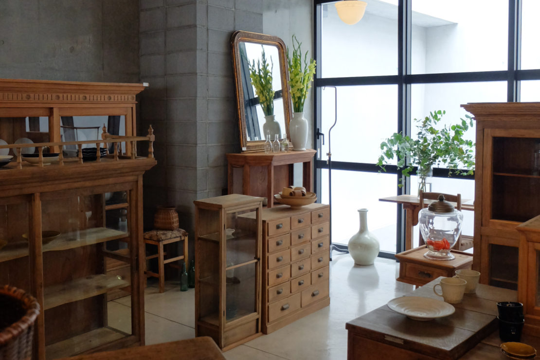 ICCA POP UP STORE店内風景 | ICCA - アンティーク・古道具・和家具を販売するオンラインショップ